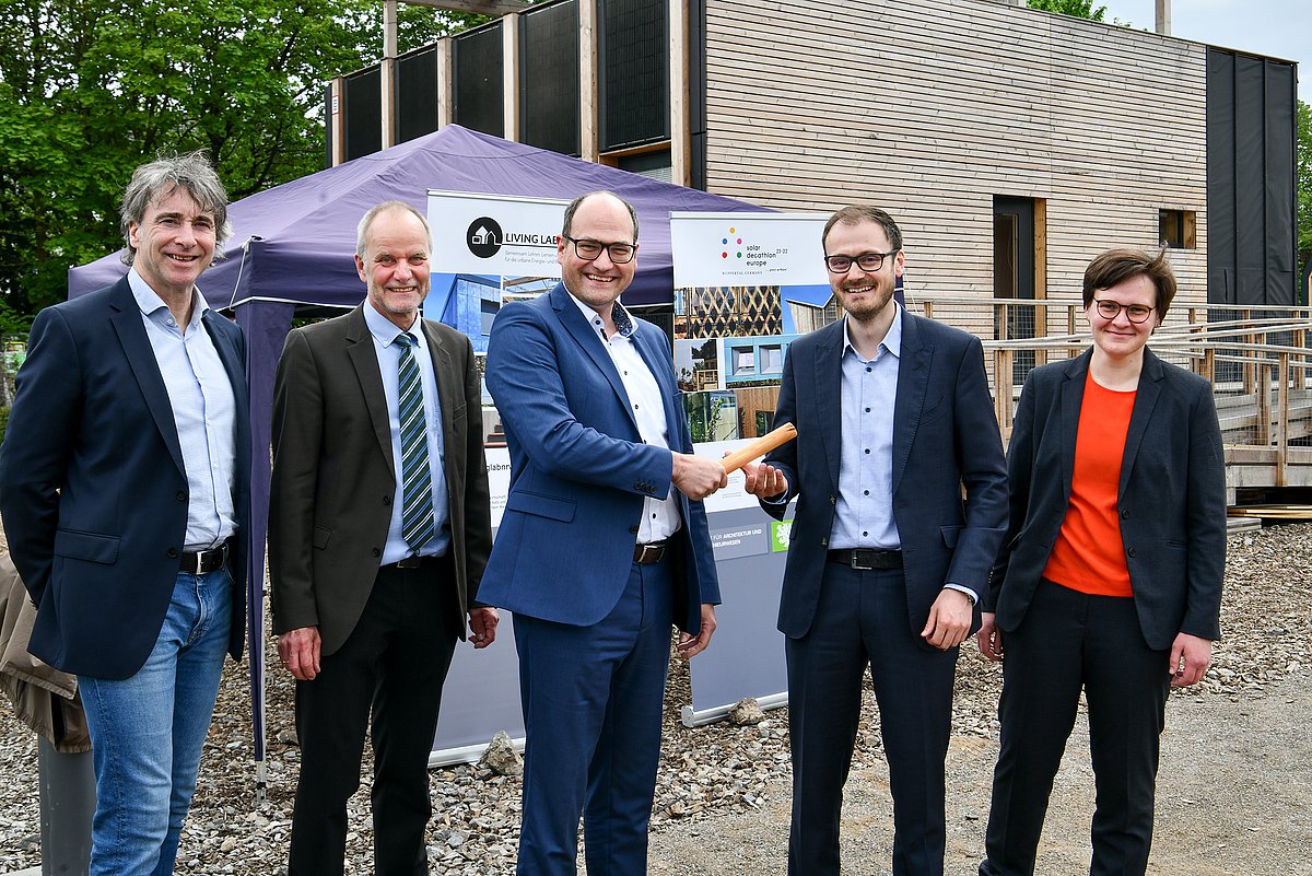 Staffelstab offiziell übergeben!